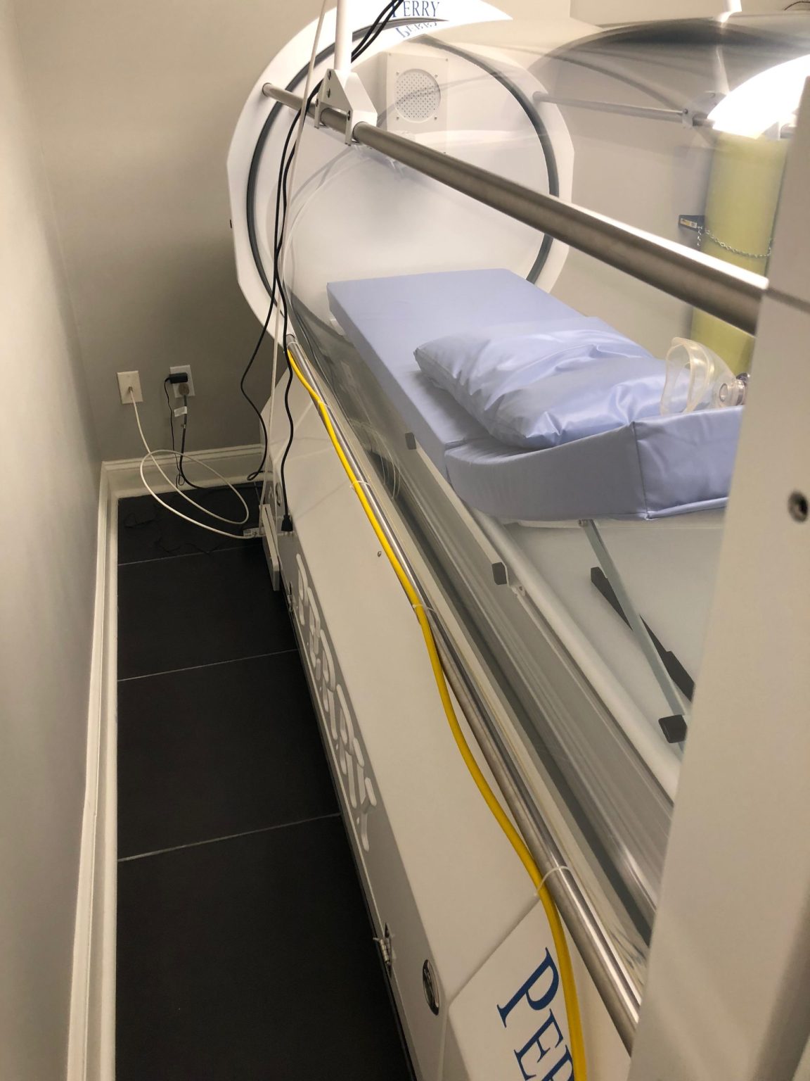 Perry Sigma 34 Monoplace - Hyperbaric Store